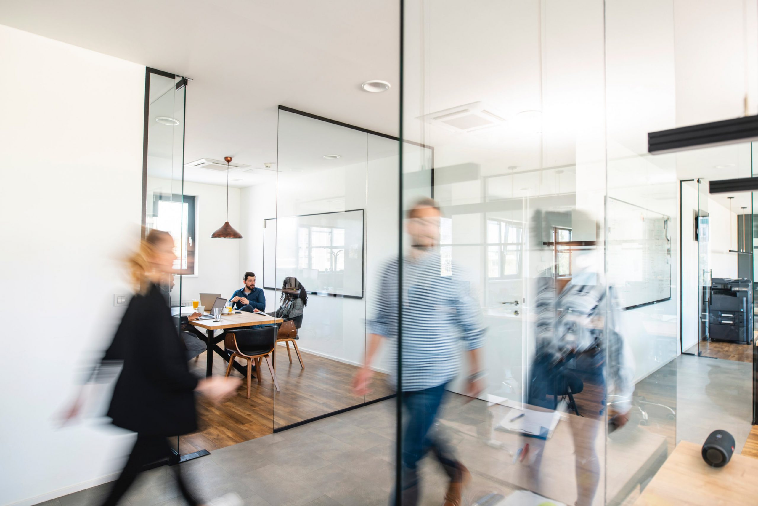 About us - Corporate Momentum