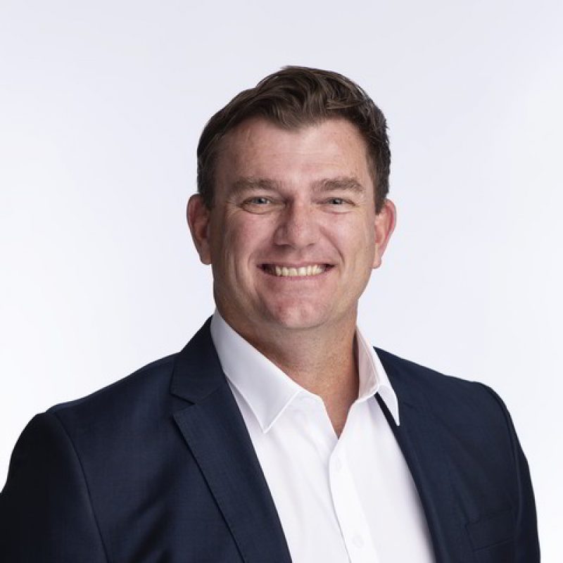 About us - Corporate Momentum