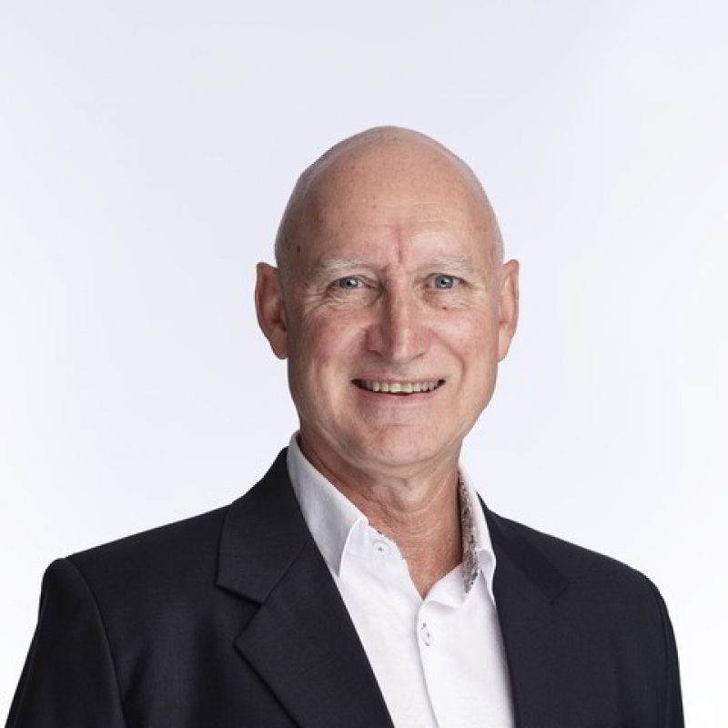 About us - Corporate Momentum